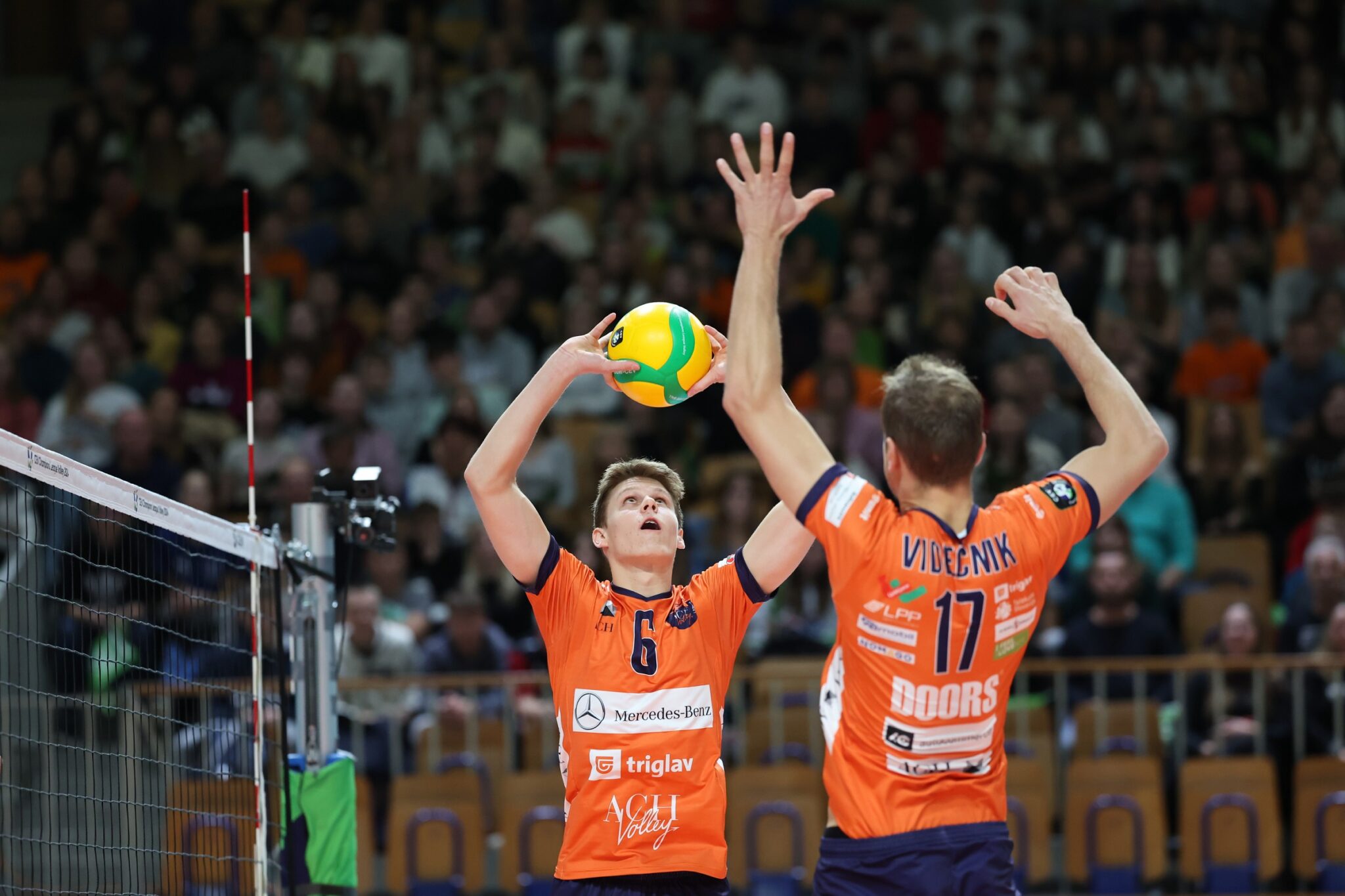 Mladenič, ki mu nihče ne verjame, da ima komaj 17 let - Sportklub