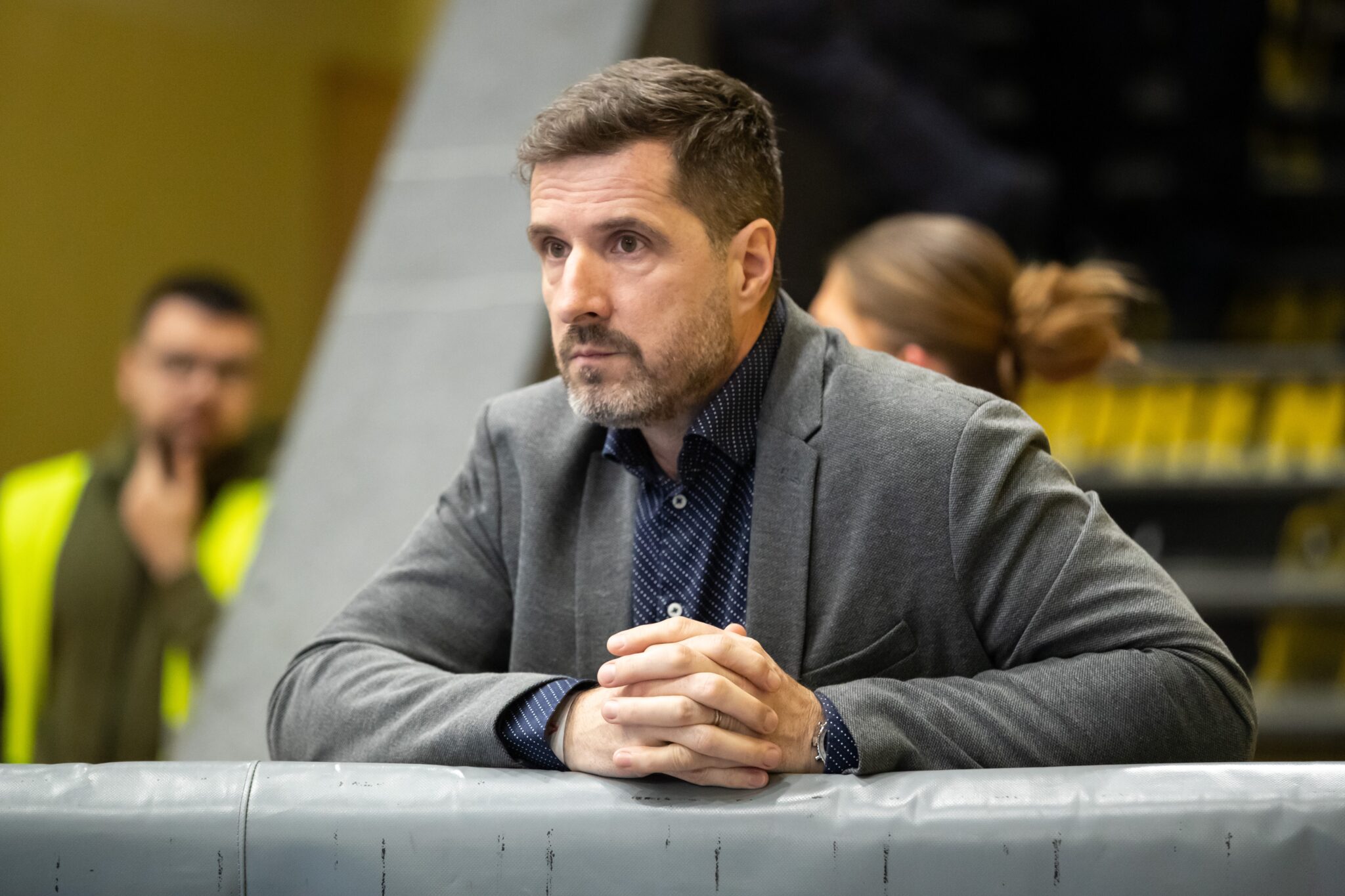 Odločno proti polovičarstvu in sedenju na dveh stolčkih hkrati - Sportklub