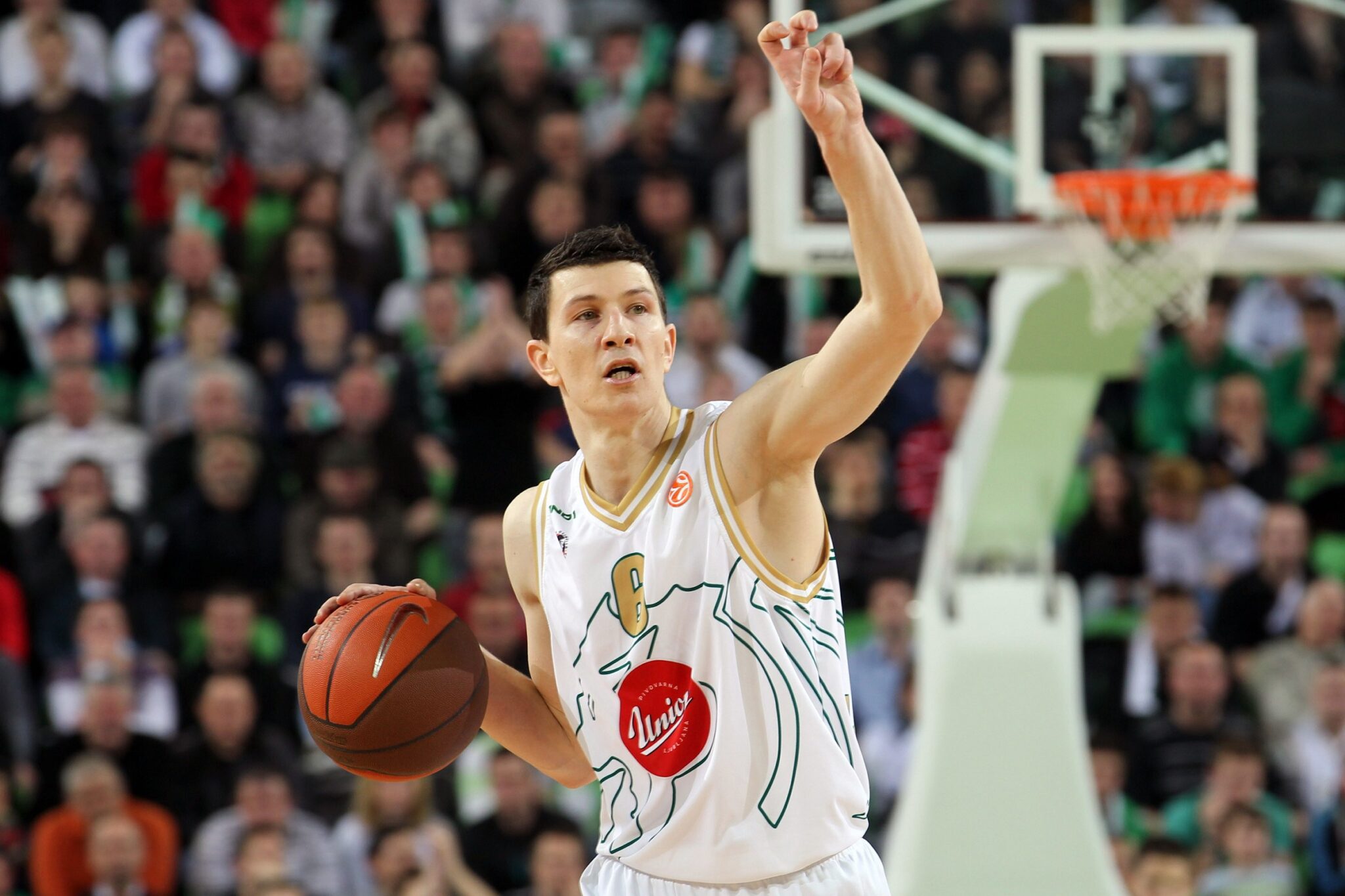 Vlado Ilievski brez dlake na jeziku: Kdo v Olimpiji zares kadruje ...